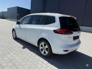 Balts Opel Zafira Tourer 2012 Šauļi, ar dzinēja tilpumu 1.60 L un nobraukumu 200 tūkst. km par 3850 €, foto 6 vietnē AUTOMOTO.COM.LV