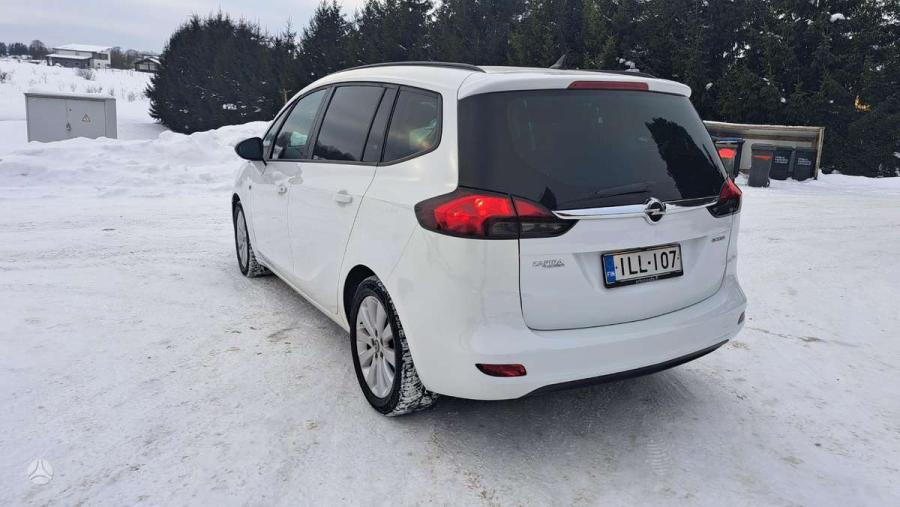 Белый Опель Zafira Tourer 2013 в Плунге, объемом двигателя 1.96 л и пробегом 251 тыс. км за 5700 €, фото 5 на AUTOMOTO.COM.LV