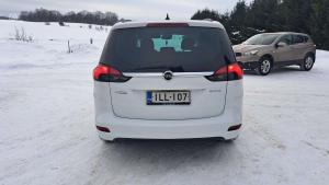 Белый Опель Zafira Tourer 2013 в Плунге, объемом двигателя 1.96 л и пробегом 251 тыс. км за 5700 €, фото 6 на AUTOMOTO.COM.LV