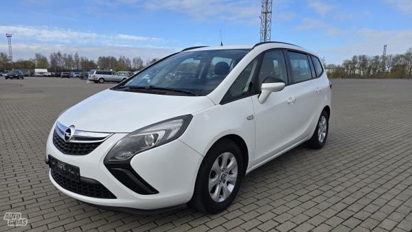 Balts Opel Zafira Tourer 2013 Marijampole, ar dzinēja tilpumu 1.60 L un nobraukumu 218 tūkst. km par 3400 €, foto 2 vietnē AUTOMOTO.COM.LV