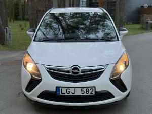 Balts Opel Zafira Tourer 2013 Viļņa, ar dzinēja tilpumu 2.00 L un nobraukumu 270 tūkst. km par 4500 €, foto 4 vietnē AUTOMOTO.COM.LV