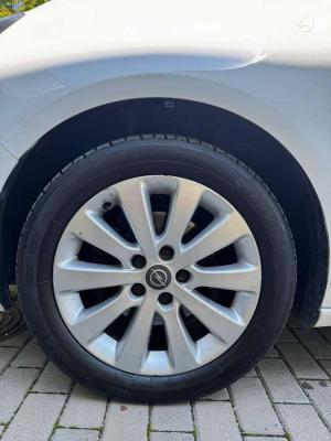 Balts Opel Zafira Tourer 2013 Kauņa, ar dzinēja tilpumu 1.60 L un nobraukumu 366 tūkst. km par 4500 €, foto 20 vietnē AUTOMOTO.COM.LV