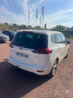 Белый Опель Zafira Tourer 2014 в Шяуляй, объемом двигателя 1.96 л и пробегом 252 тыс. км за 5600 €, фото 4 на AUTOMOTO.COM.LV
