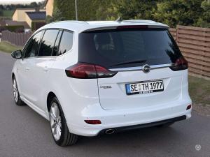 Белый Опель Zafira Tourer 2014 в Вильнюс, объемом двигателя 1.96 л и пробегом 255 тыс. км за 5850 €, фото 6 на AUTOMOTO.COM.LV