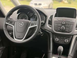 Белый Опель Zafira Tourer 2014 в Вильнюс, объемом двигателя 1.96 л и пробегом 255 тыс. км за 5850 €, фото 21 на AUTOMOTO.COM.LV