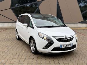 Balts Opel Zafira Tourer 2014 Šauļi, ar dzinēja tilpumu 1.60 L un nobraukumu 257 tūkst. km par 4800 €, foto  vietnē AUTOMOTO.COM.LV