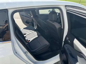 White Opel Zafira Tourer 2014 in Marijampole, with an engine capacity of 1.60 L and mileage of 250 thousand km for 6800 €, photo 11 on AUTOMOTO.COM.LV