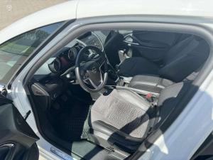 White Opel Zafira Tourer 2014 in Marijampole, with an engine capacity of 1.60 L and mileage of 250 thousand km for 6800 €, photo 15 on AUTOMOTO.COM.LV