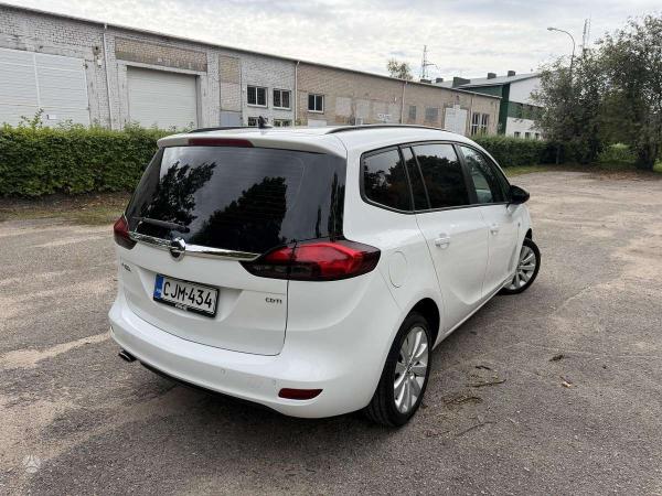 Balts Opel Zafira Tourer 2014 Kauņa, ar dzinēja tilpumu 1.96 L un nobraukumu 287 tūkst. km par 5350 €, foto 3 vietnē AUTOMOTO.COM.LV