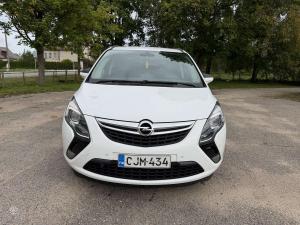 White Opel Zafira Tourer 2014 in Kaunas, with an engine capacity of 1.96 L and mileage of 287 thousand km for 5350 €, photo 6 on AUTOMOTO.COM.LV