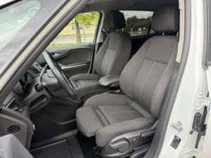 White Opel Zafira Tourer 2014 in Kaunas, with an engine capacity of 1.96 L and mileage of 287 thousand km for 5350 €, photo 14 on AUTOMOTO.COM.LV