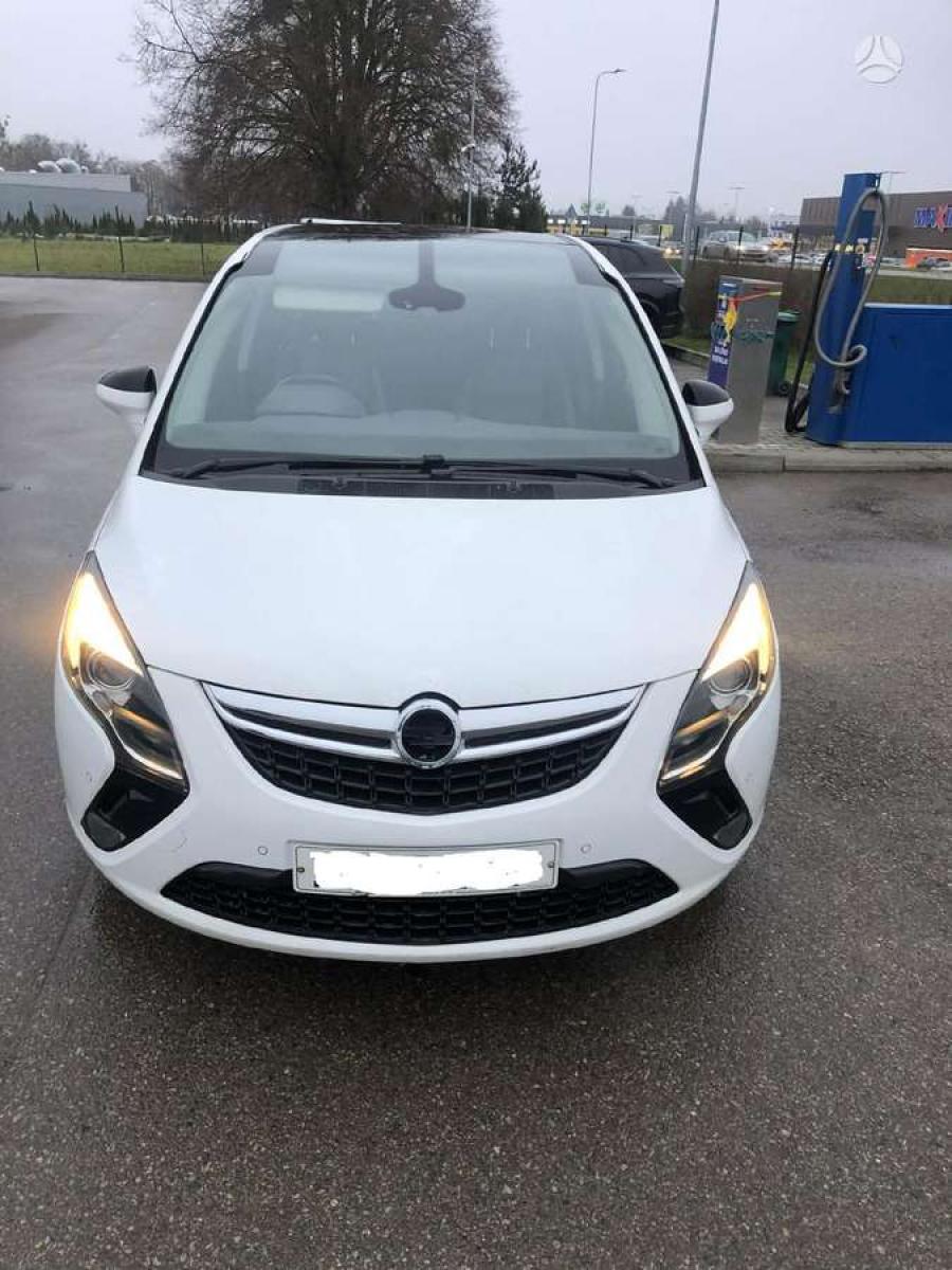 Balts Opel Zafira Tourer 2015 Kauņa, ar dzinēja tilpumu 2.00 L un nobraukumu 234 tūkst. km par 2400 €, foto 2 vietnē AUTOMOTO.COM.LV
