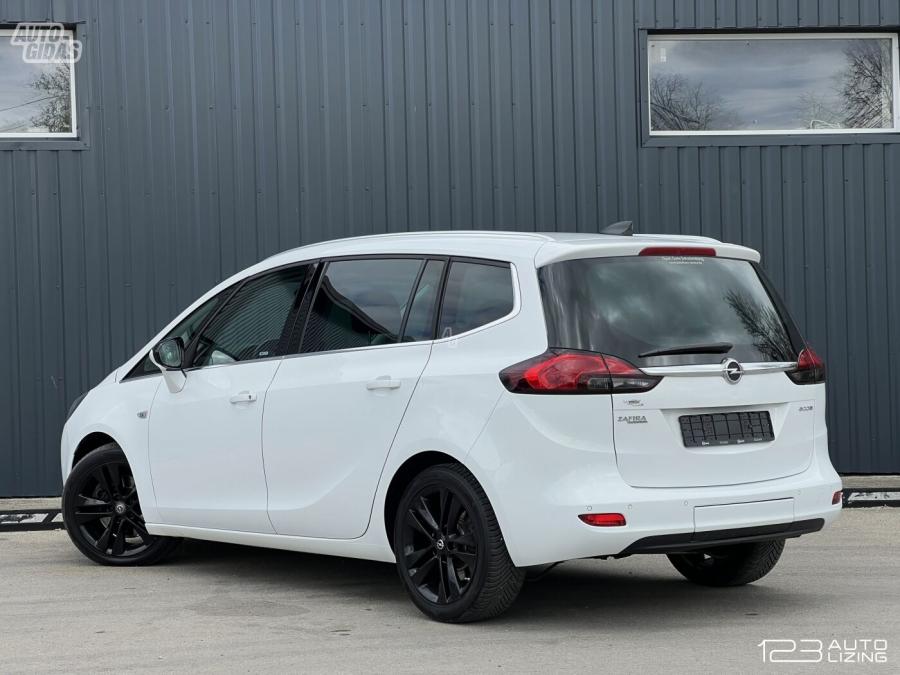 Белый Опель Zafira Tourer 2015 в Таураге, объемом двигателя 2.00 л и пробегом 261 тыс. км за 5700 €, фото 8 на AUTOMOTO.COM.LV