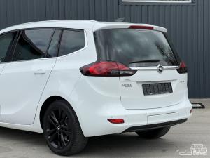 Белый Опель Zafira Tourer 2015 в Таураге, объемом двигателя 2.00 л и пробегом 261 тыс. км за 5700 €, фото 9 на AUTOMOTO.COM.LV