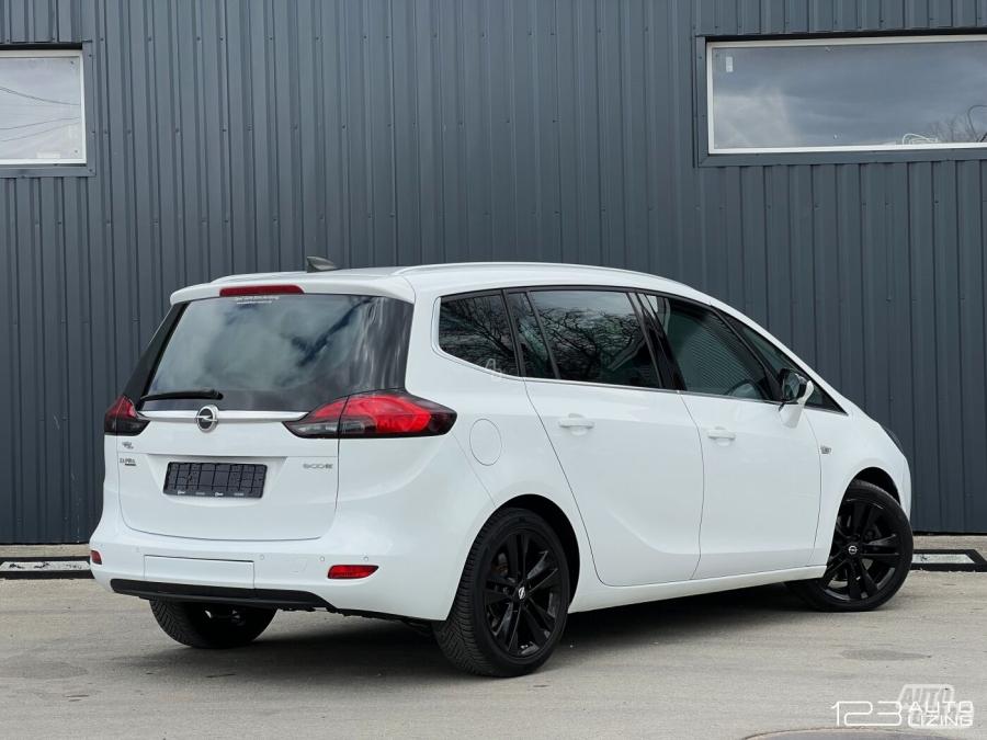 Белый Опель Zafira Tourer 2015 в Таураге, объемом двигателя 2.00 л и пробегом 261 тыс. км за 5700 €, фото 10 на AUTOMOTO.COM.LV