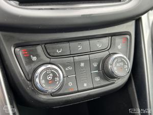 Белый Опель Zafira Tourer 2015 в Таураге, объемом двигателя 2.00 л и пробегом 261 тыс. км за 5700 €, фото 25 на AUTOMOTO.COM.LV