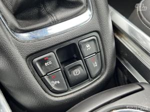 Белый Опель Zafira Tourer 2015 в Таураге, объемом двигателя 2.00 л и пробегом 261 тыс. км за 5700 €, фото 27 на AUTOMOTO.COM.LV