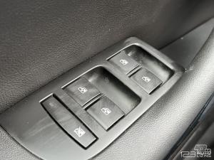 Белый Опель Zafira Tourer 2015 в Таураге, объемом двигателя 2.00 л и пробегом 261 тыс. км за 5700 €, фото 28 на AUTOMOTO.COM.LV