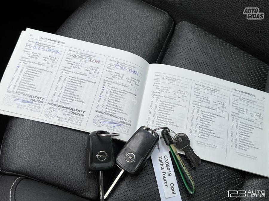 Белый Опель Zafira Tourer 2015 в Таураге, объемом двигателя 2.00 л и пробегом 261 тыс. км за 5700 €, фото 31 на AUTOMOTO.COM.LV