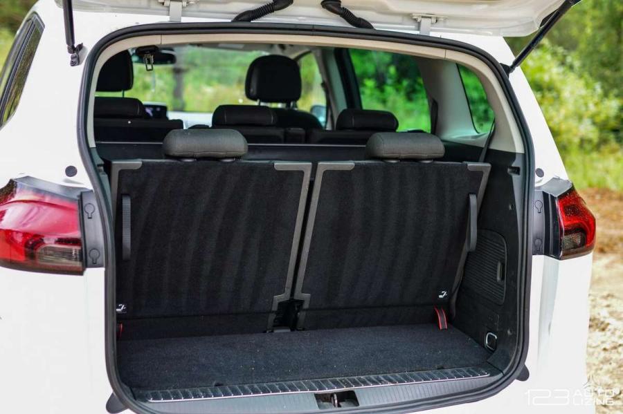 Белый Опель Zafira Tourer 2015 в Кретинга, объемом двигателя 1.60 л и пробегом 260 тыс. км за 6150 €, фото 9 на AUTOMOTO.COM.LV