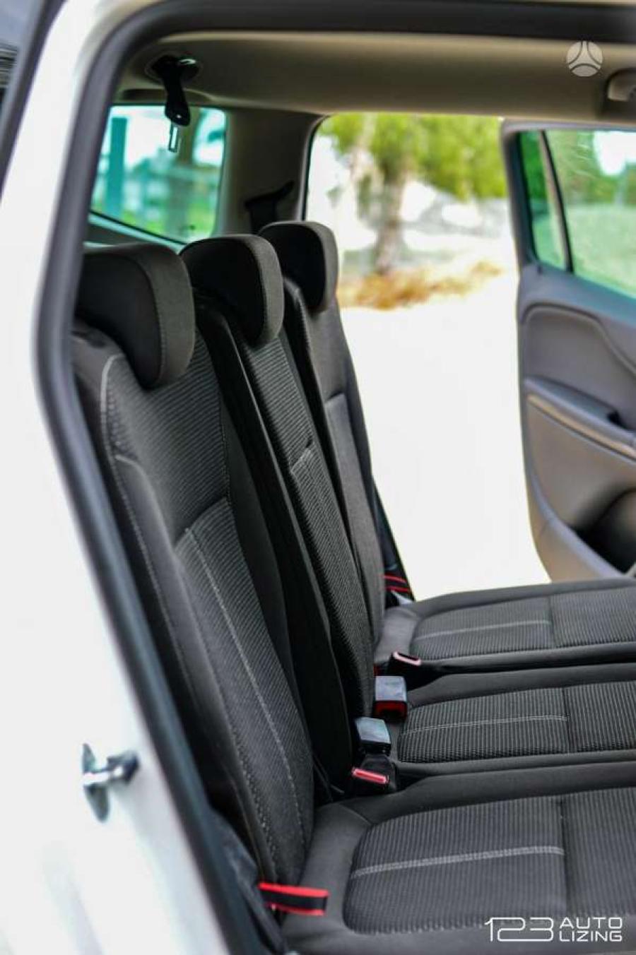 Белый Опель Zafira Tourer 2015 в Кретинга, объемом двигателя 1.60 л и пробегом 260 тыс. км за 6150 €, фото 11 на AUTOMOTO.COM.LV