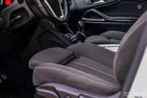 Белый Опель Zafira Tourer 2015 в Кретинга, объемом двигателя 1.60 л и пробегом 260 тыс. км за 6150 €, фото 16 на AUTOMOTO.COM.LV