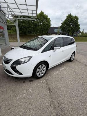 Balts Opel Zafira Tourer 2015 Jonava, ar dzinēja tilpumu 1.60 L un nobraukumu 250 tūkst. km par 4250 €, foto 3 vietnē AUTOMOTO.COM.LV