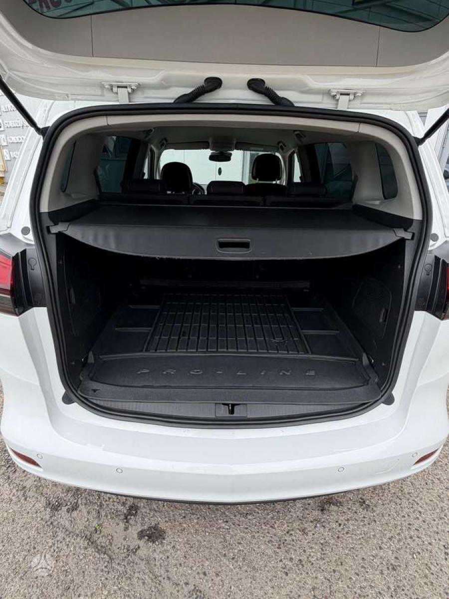 Balts Opel Zafira Tourer 2015 Jonava, ar dzinēja tilpumu 1.60 L un nobraukumu 250 tūkst. km par 4250 €, foto 12 vietnē AUTOMOTO.COM.LV