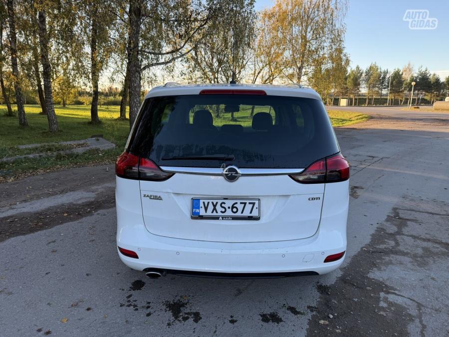 Белый Опель Zafira Tourer 2015 в Кельме, объемом двигателя 2.00 л и пробегом 487 тыс. км за 3150 €, фото 8 на AUTOMOTO.COM.LV