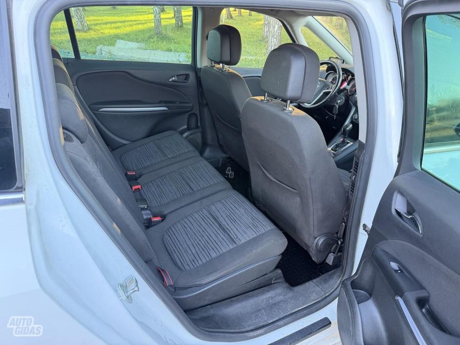 Белый Опель Zafira Tourer 2015 в Кельме, объемом двигателя 2.00 л и пробегом 487 тыс. км за 3150 €, фото 16 на AUTOMOTO.COM.LV