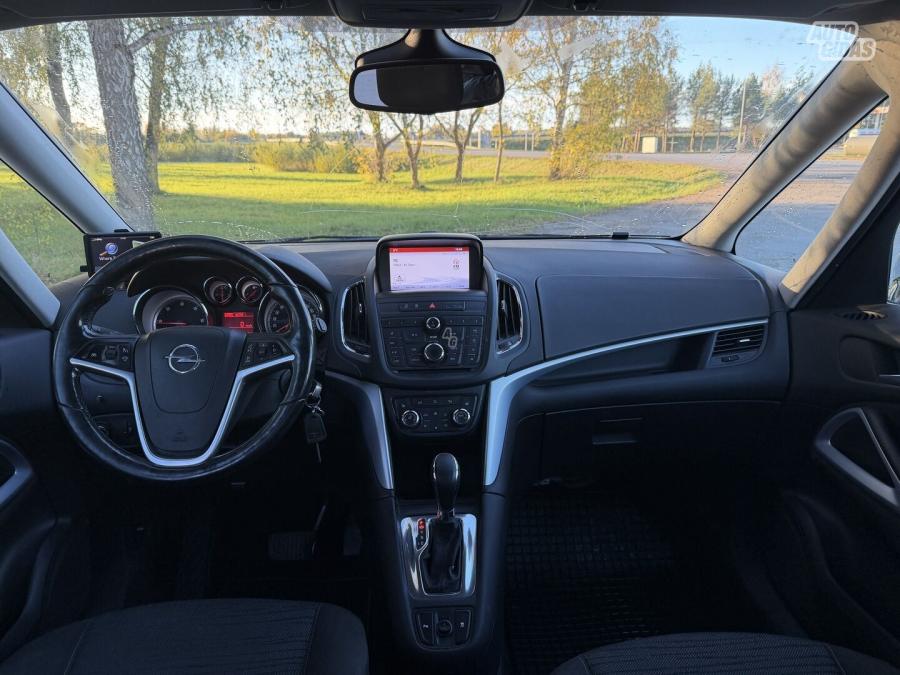 Белый Опель Zafira Tourer 2015 в Кельме, объемом двигателя 2.00 л и пробегом 487 тыс. км за 3150 €, фото 19 на AUTOMOTO.COM.LV