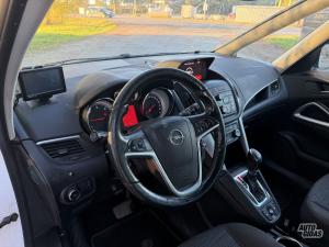 Белый Опель Zafira Tourer 2015 в Кельме, объемом двигателя 2.00 л и пробегом 487 тыс. км за 3150 €, фото 21 на AUTOMOTO.COM.LV