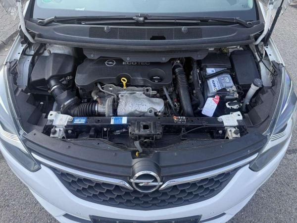 Белый Опель Zafira Tourer 2016 в Клайпеда, объемом двигателя 1.96 л и пробегом 203 тыс. км за 8500 €, фото 9 на AUTOMOTO.COM.LV