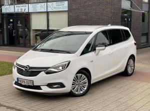 Balts Opel Zafira Tourer 2017 Marijampole, ar dzinēja tilpumu 1.96 L un nobraukumu 199 tūkst. km par 8950 €, foto 2 vietnē AUTOMOTO.COM.LV
