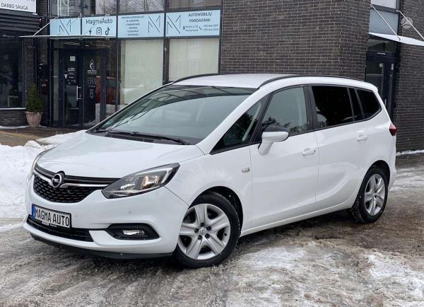 Белый Опель Zafira Tourer 2017 в Мариямполе, объемом двигателя 1.96 л и пробегом 277 тыс. км за 8650 €, фото 1 на AUTOMOTO.COM.LV