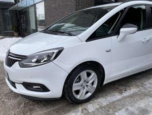 White Opel Zafira Tourer 2017 in Marijampole, with an engine capacity of 1.96 L and mileage of 277 thousand km for 8650 €, photo 8 on AUTOMOTO.COM.LV
