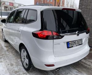 White Opel Zafira Tourer 2017 in Marijampole, with an engine capacity of 1.96 L and mileage of 277 thousand km for 8650 €, photo 20 on AUTOMOTO.COM.LV