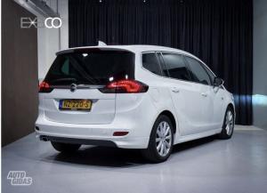 White Opel Zafira Tourer 2017 in Kaunas, with an engine capacity of 2.00 L and mileage of 275 thousand km for 7750 €, photo 5 on AUTOMOTO.COM.LV