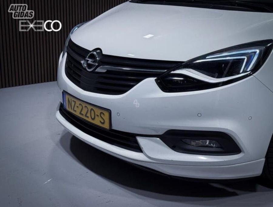 White Opel Zafira Tourer 2017 in Kaunas, with an engine capacity of 2.00 L and mileage of 275 thousand km for 7750 €, photo 9 on AUTOMOTO.COM.LV