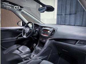 White Opel Zafira Tourer 2017 in Kaunas, with an engine capacity of 2.00 L and mileage of 275 thousand km for 7750 €, photo 13 on AUTOMOTO.COM.LV