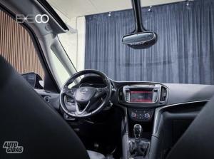 White Opel Zafira Tourer 2017 in Kaunas, with an engine capacity of 2.00 L and mileage of 275 thousand km for 7750 €, photo 23 on AUTOMOTO.COM.LV