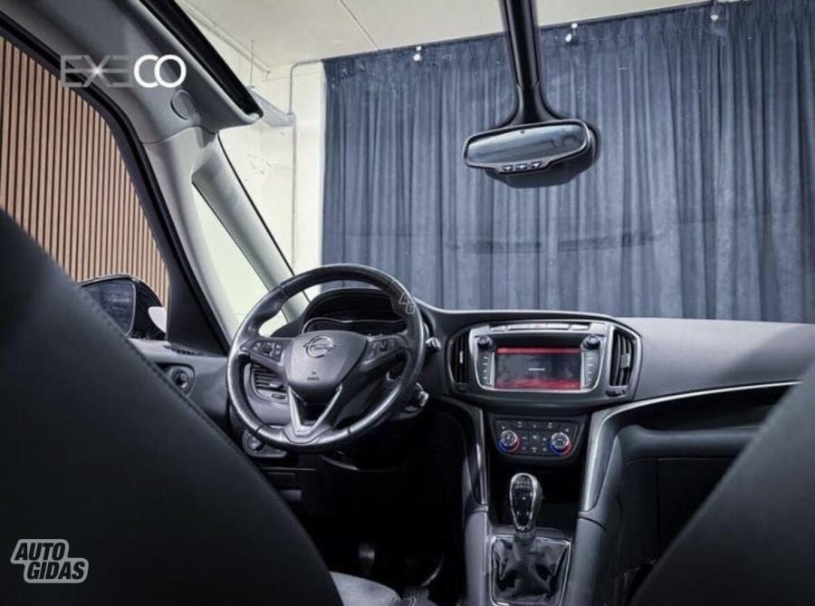 White Opel Zafira Tourer 2017 in Kaunas, with an engine capacity of 2.00 L and mileage of 275 thousand km for 7750 €, photo 23 on AUTOMOTO.COM.LV