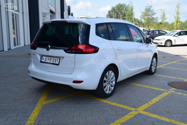 Белый Опель Zafira Tourer 2017 в Вильнюс, объемом двигателя 1.60 л и пробегом 213 тыс. км за 6300 €, фото 7 на AUTOMOTO.COM.LV