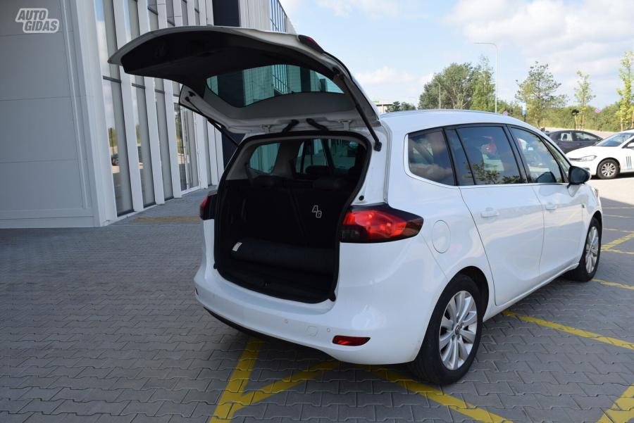 Белый Опель Zafira Tourer 2017 в Вильнюс, объемом двигателя 1.60 л и пробегом 213 тыс. км за 6300 €, фото 27 на AUTOMOTO.COM.LV