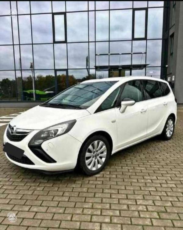 Balts Opel Zafira Tourer 2017 Kauņa, ar dzinēja tilpumu 2.00 L un nobraukumu 135 tūkst. km par 7000 €, foto 8 vietnē AUTOMOTO.COM.LV