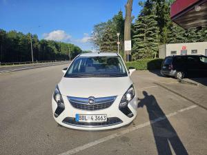 Balts Opel Zafira Tourer 2017 Kauņa, ar dzinēja tilpumu 2.00 L un nobraukumu 135 tūkst. km par 7000 €, foto 26 vietnē AUTOMOTO.COM.LV