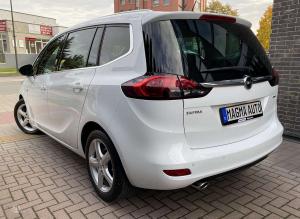 White Opel Zafira Tourer 2017 in Marijampole, with an engine capacity of 1.96 L and mileage of 287 thousand km for 7650 €, photo 6 on AUTOMOTO.COM.LV