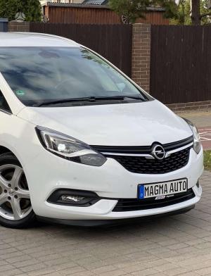 White Opel Zafira Tourer 2017 in Marijampole, with an engine capacity of 1.96 L and mileage of 287 thousand km for 7650 €, photo 11 on AUTOMOTO.COM.LV