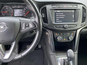 White Opel Zafira Tourer 2017 in Marijampole, with an engine capacity of 1.96 L and mileage of 287 thousand km for 7650 €, photo 21 on AUTOMOTO.COM.LV