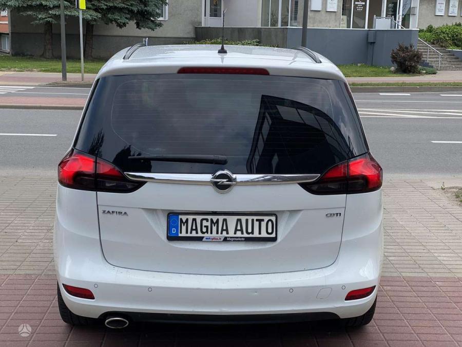 Balts Opel Zafira Tourer 2017 Marijampole, ar dzinēja tilpumu 1.96 L un nobraukumu 177 tūkst. km par 7499 €, foto 23 vietnē AUTOMOTO.COM.LV